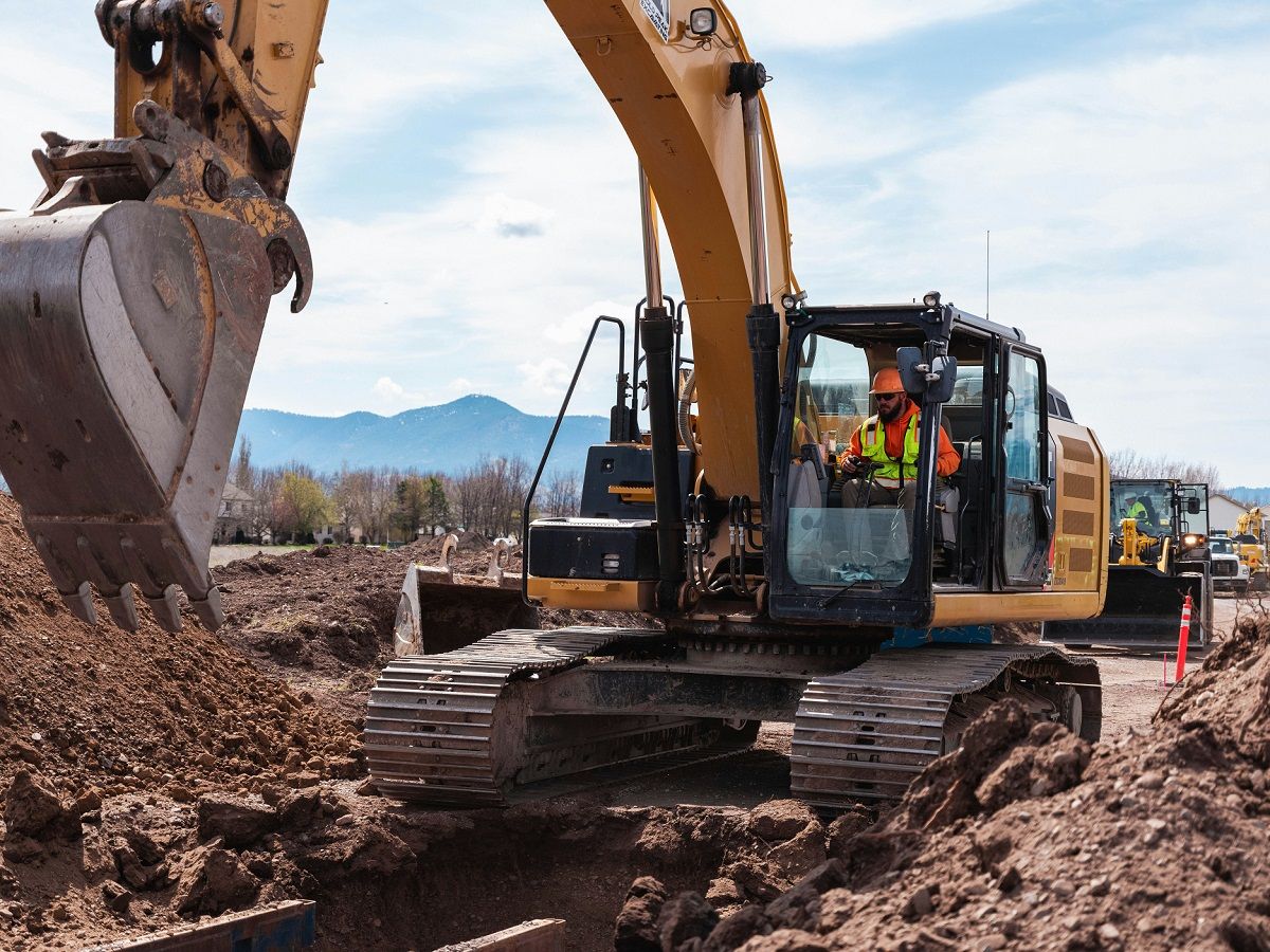 New Simulator Elevates Mini Excavator Training | Halldale Group